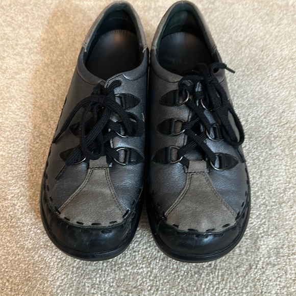 Ziera | Shoes | Ziera Tie Leather Shoe Size 4 9 | Poshmark